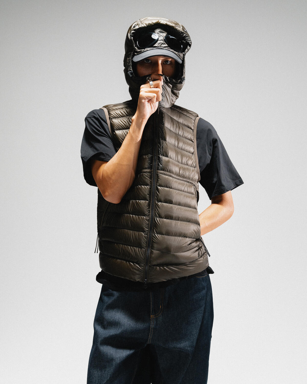 C.P. Company D.D. SHELL GOGGLE DOWN VEST | 17CMOW074A006099A-674 | AFEW STORE